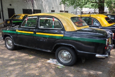 Geneva transportation in tram